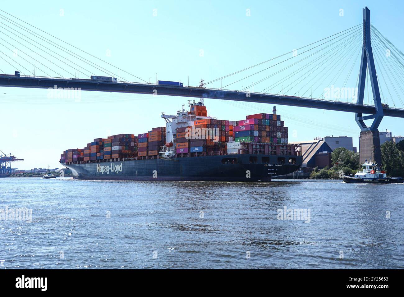 Von china reederei hi-res stock photography and images - Alamy