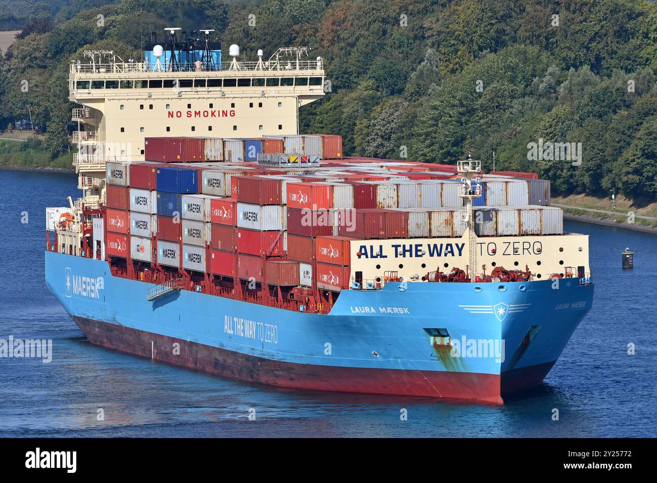Containership LAURA MAERSK at the Kiel Canal Stock Photo - Alamy