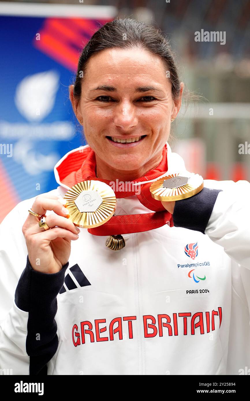 Great Britain's Sarah Storey poses with her two gold medals after ...