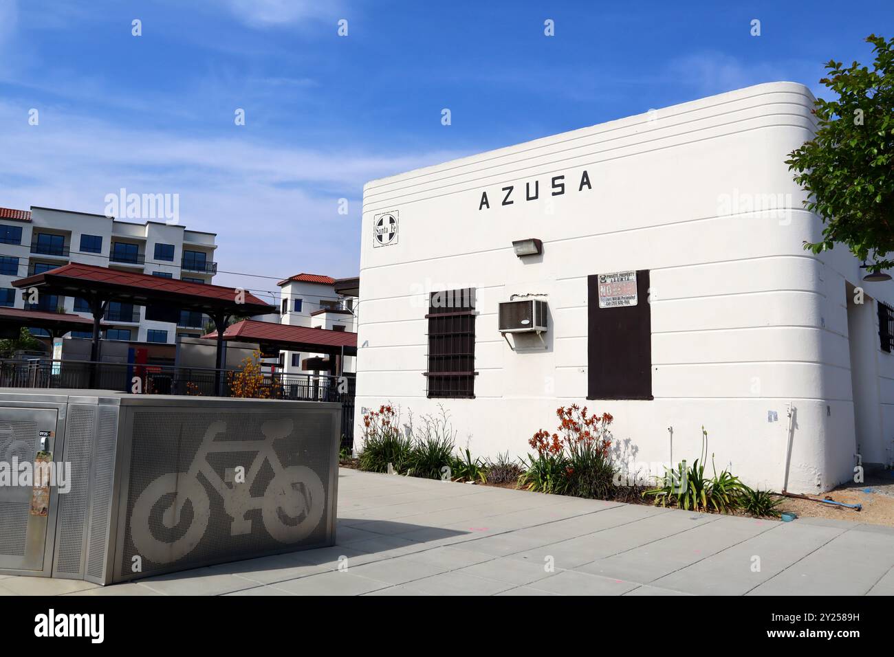 Azusa (Los Angeles County), California: Azusa Downtown Metro Rail A ...
