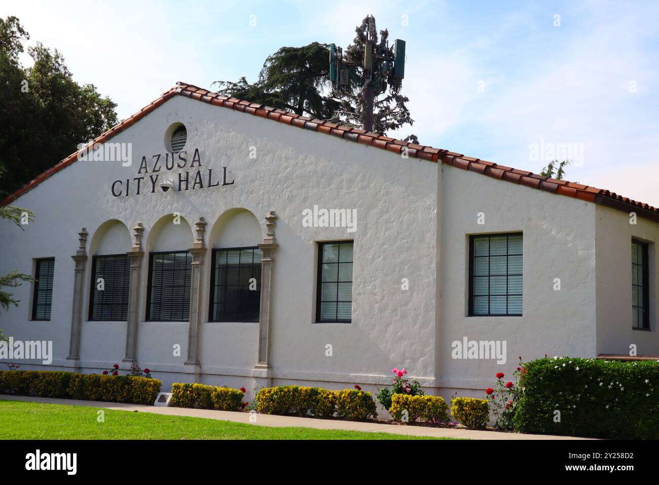 Azusa (Los Angeles County), California: City of Azusa, Azusa City Hall ...