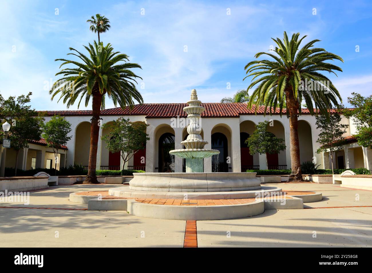Azusa (Los Angeles County), California: City of Azusa, Azusa City Hall ...