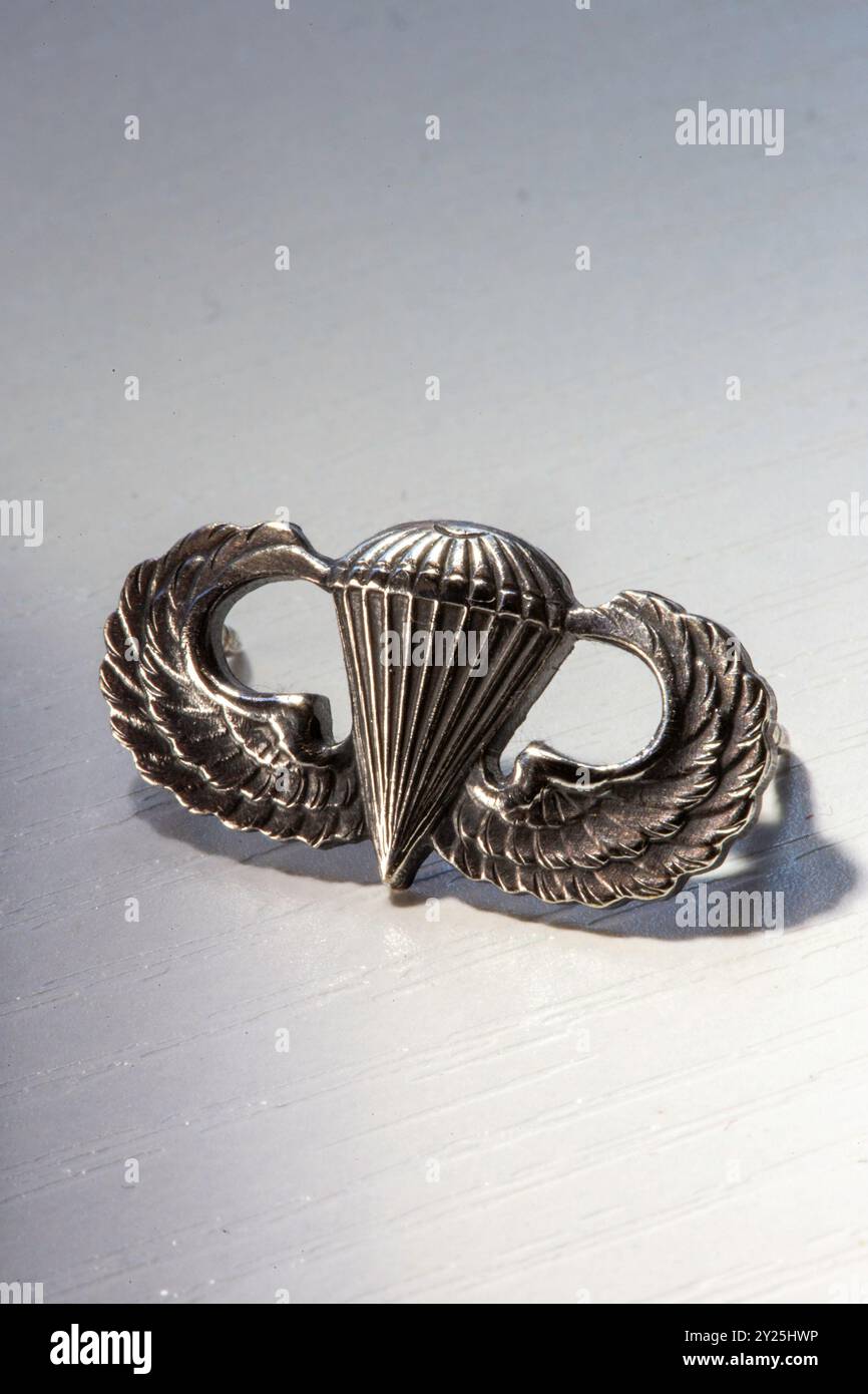 The us army basic airborne course hi-res stock photography and images ...