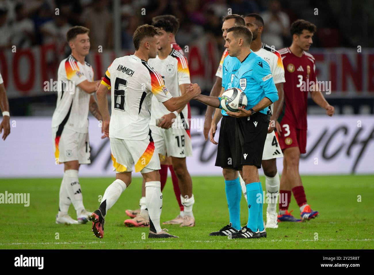 Dusseldorf, Deutschland. 07th Sep, 2024. handshake of Joshua KIMMICH ...