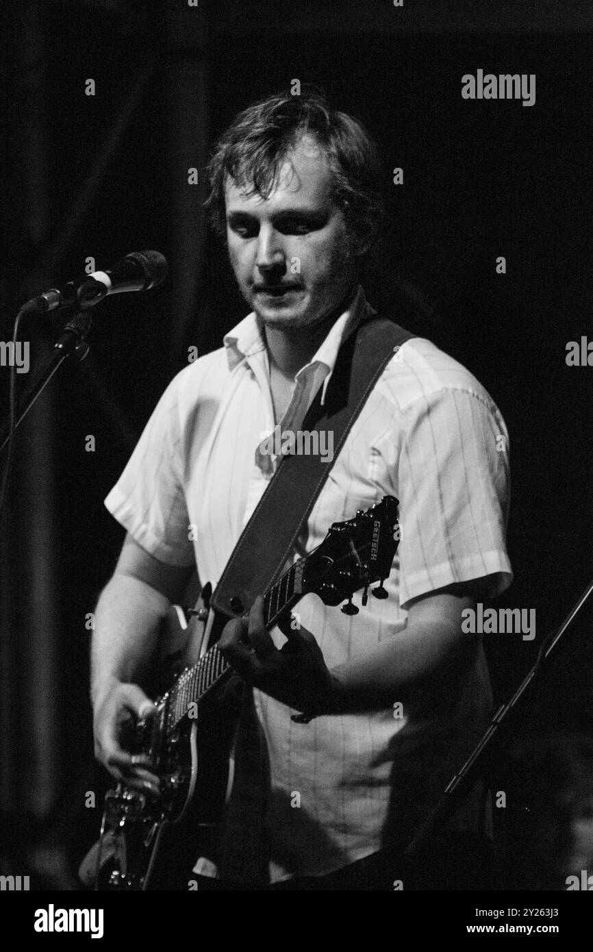 Willy mason live Black and White Stock Photos & Images - Alamy