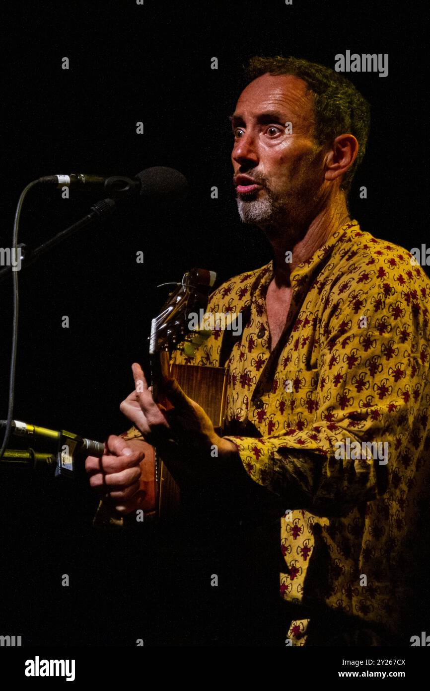 Jonathan richman band hi-res stock photography and images - Alamy