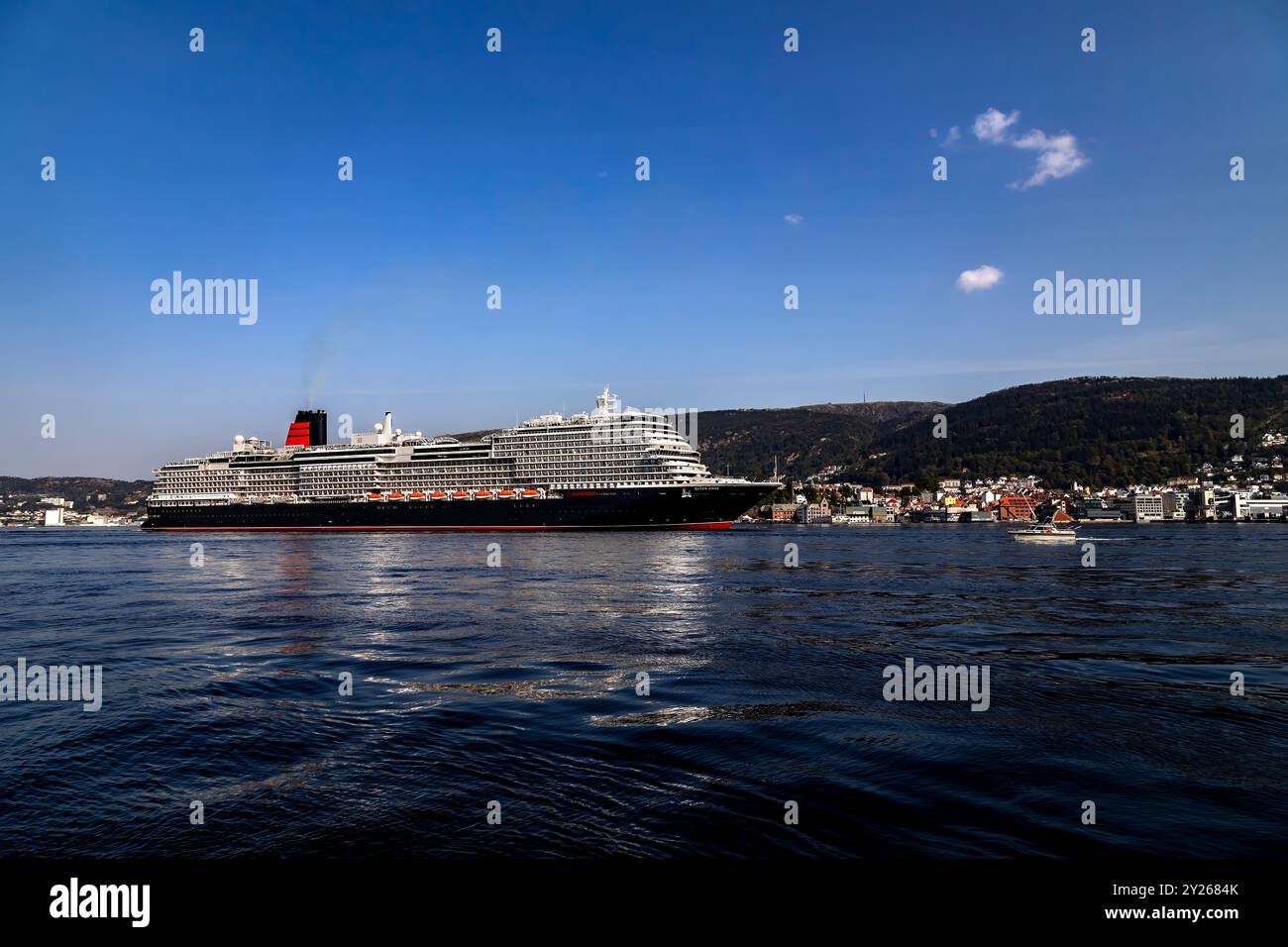 Cruise ship Queen Anne departing from the port of Bergen, Norway Stock ...