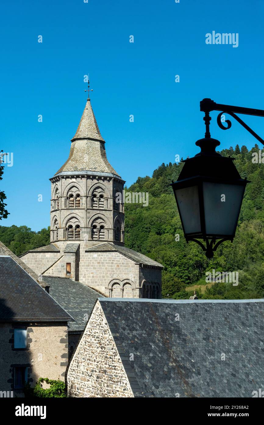 Notre dame dorcival basilica hi-res stock photography and images - Alamy