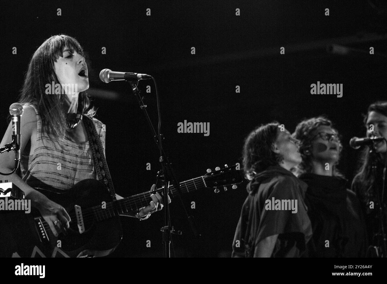 Feist music leslie Black and White Stock Photos & Images - Alamy