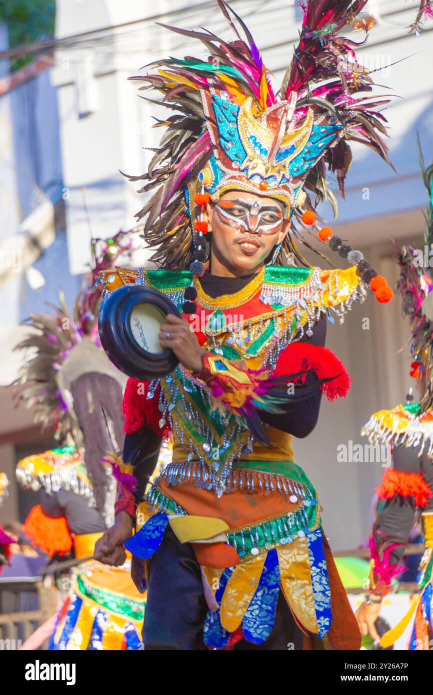 Topeng ireng dance hi-res stock photography and images - Alamy