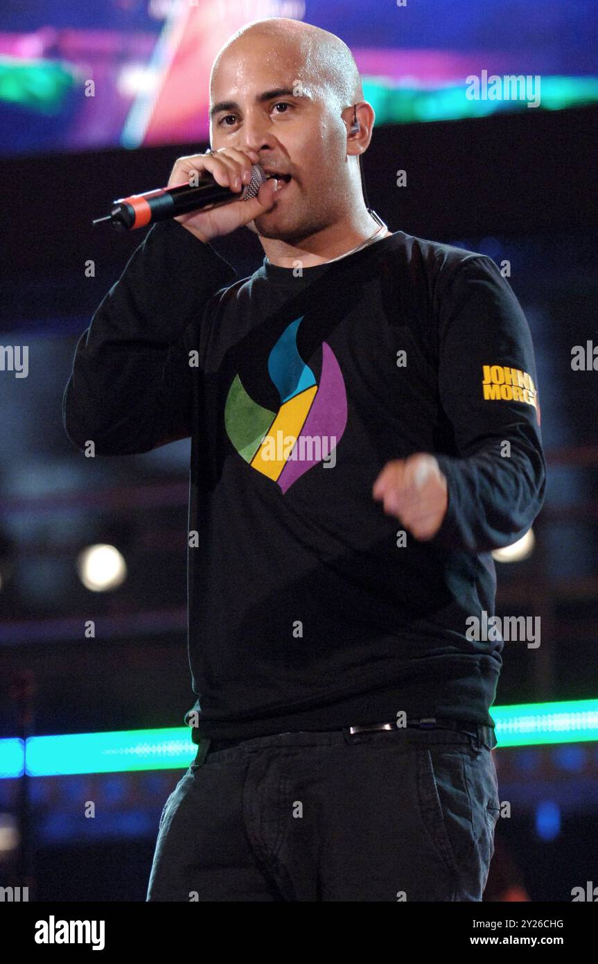 Verona Italy 05/09/2006: Giuliano Sangiorgi singer and guitarist of the ...