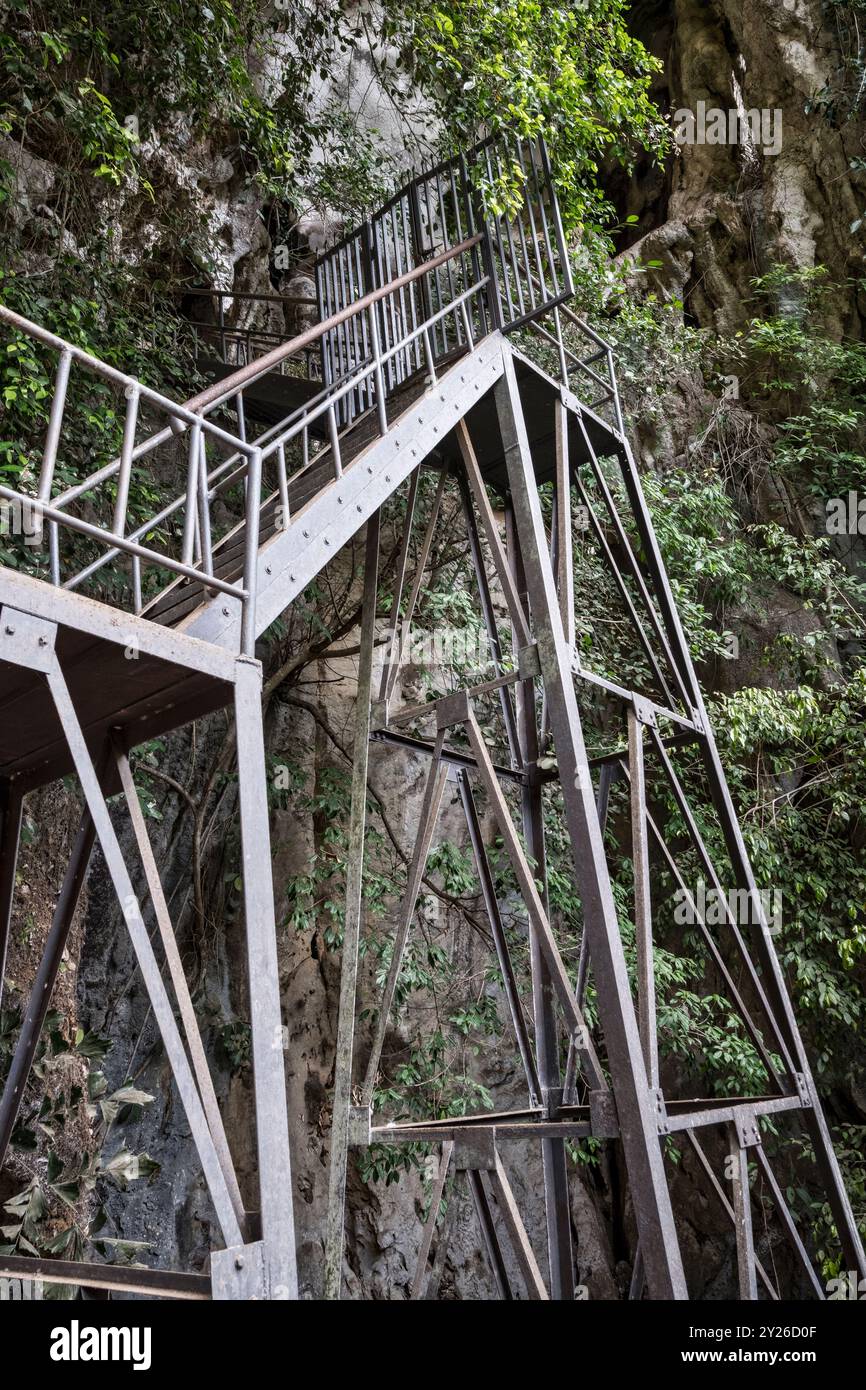 Leang Leang archeological park, Maros, Makassar, South Sulawesi ...