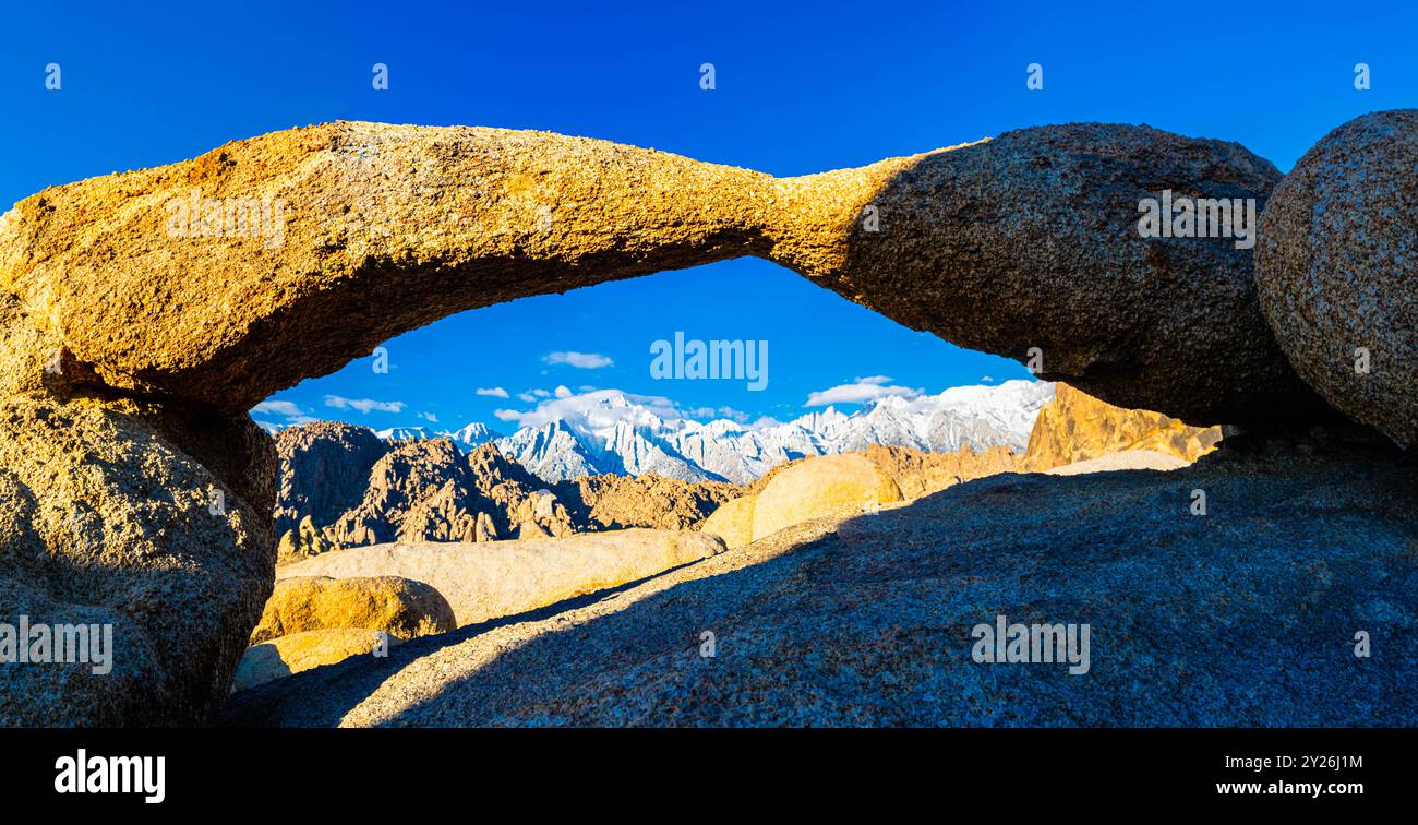 Lathe Arch With Snow Capped Mount Whitney and the Sierra Crest, Alabama ...