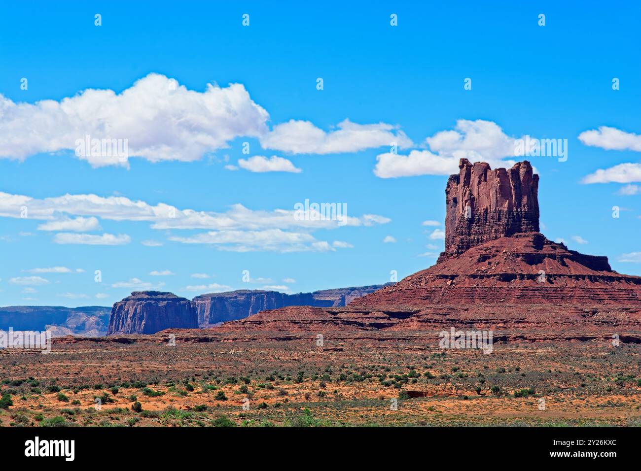 Buttes desert floor monument hi-res stock photography and images - Alamy