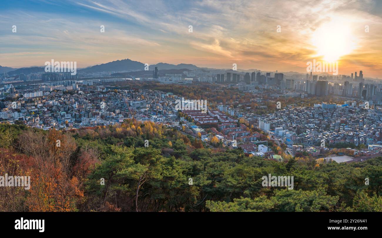 Seoul South Korea sunset panorama city skyline and Han River view from ...