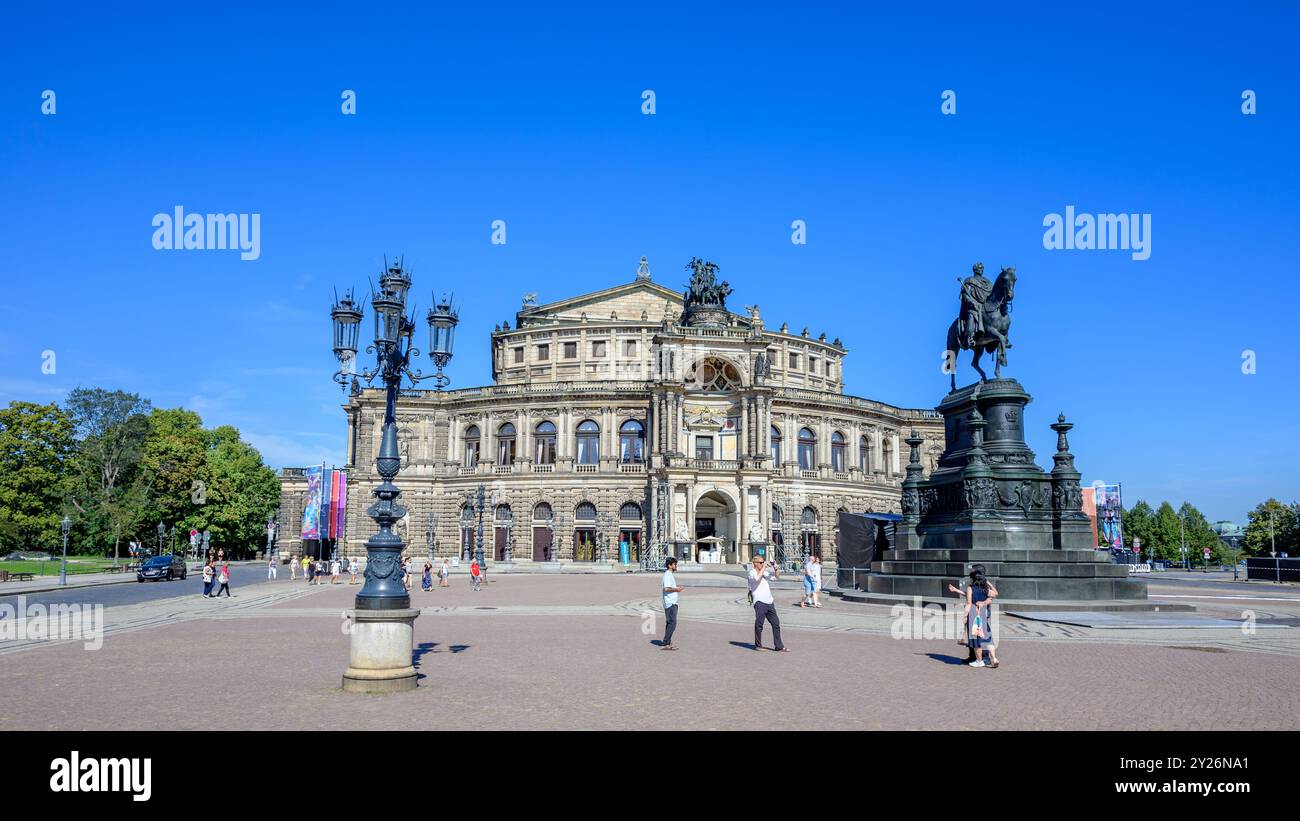 King Johann of Saxony monument and Semperoper opera house and concert ...