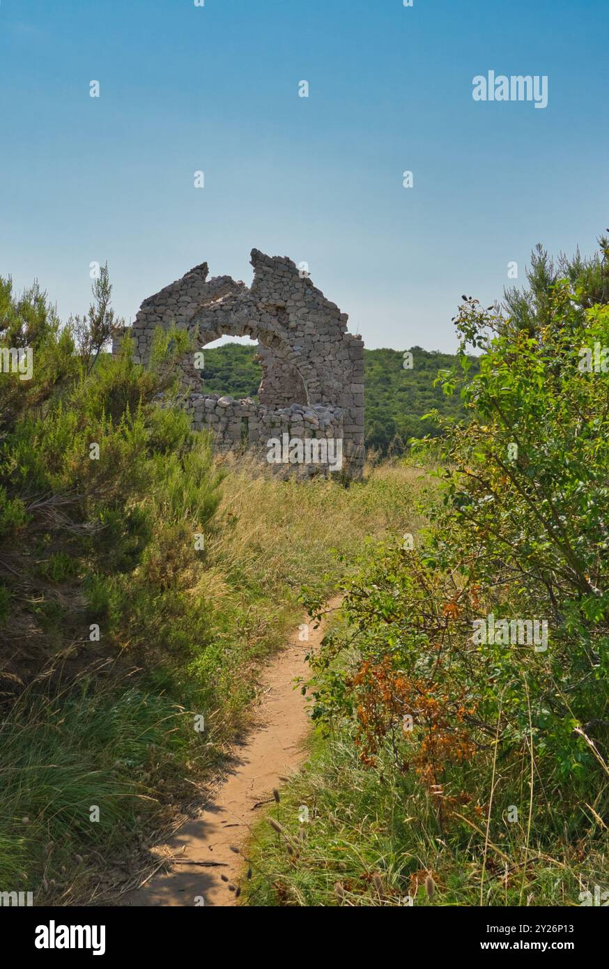 old building ruin Stock Photo - Alamy