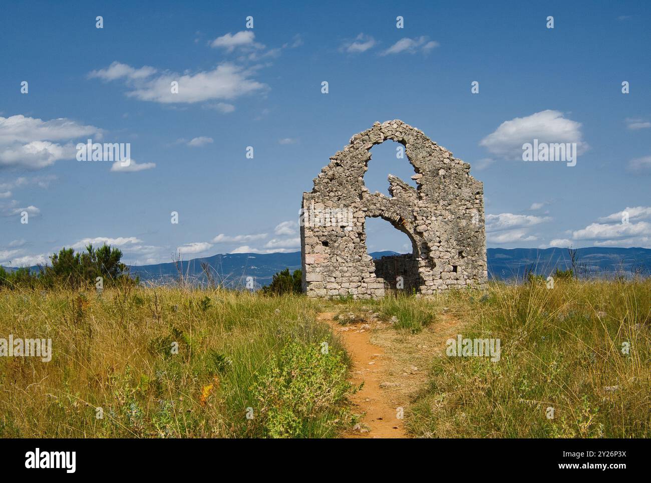 old building ruin Stock Photo - Alamy