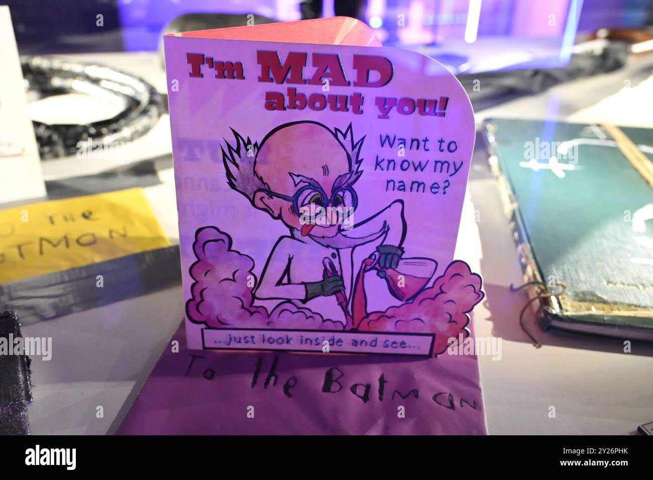 Riddler’s Greeting Cards As used by Robert Pattinson as ‘Bruce Wayne ...