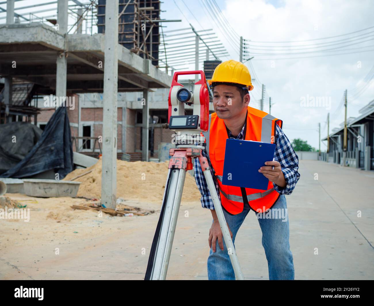Civil engineer surveying equipment hi-res stock photography and images ...