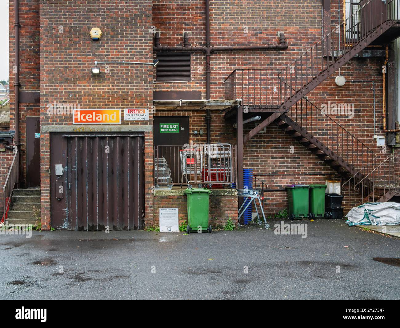 Rear access to the Iceland store depot and loading bay in Hythe, Kent ...