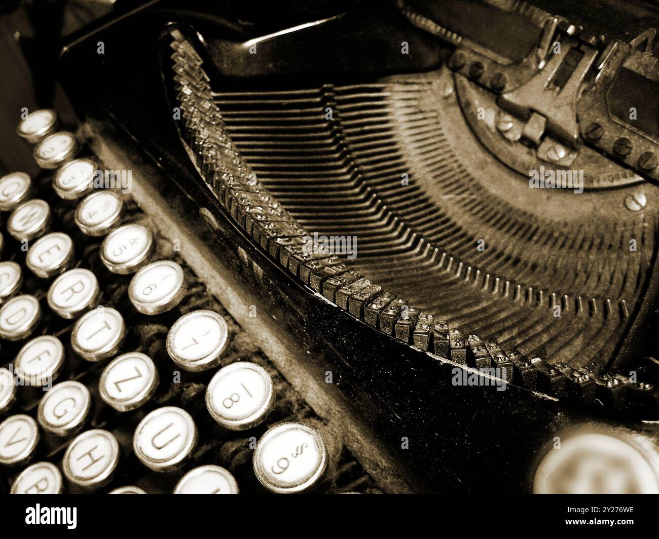 detail of an antique mechanical typewriter keyboard Stock Photo - Alamy