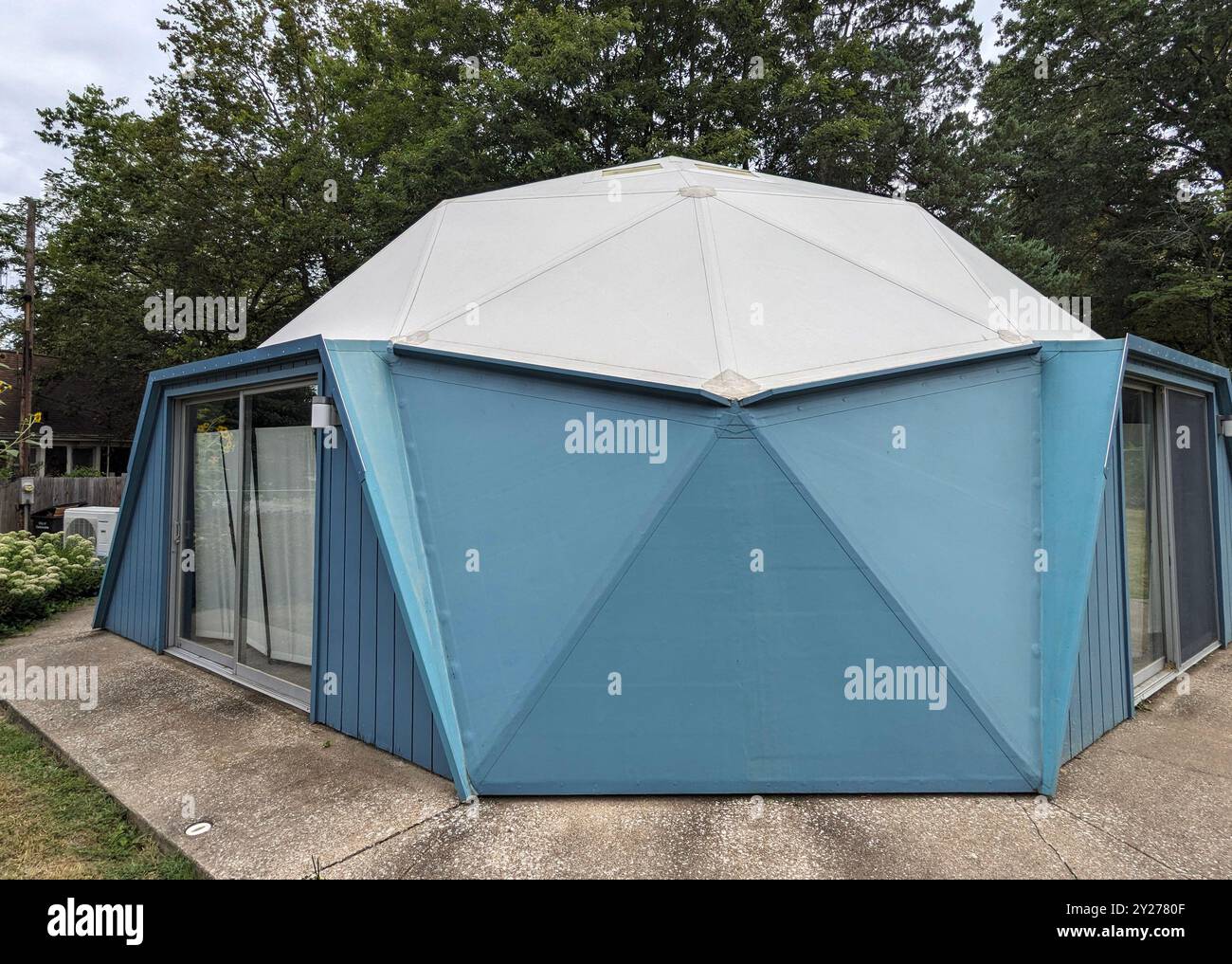 Exterior of Buckminster Fuller dome house -- only dome house he lived ...