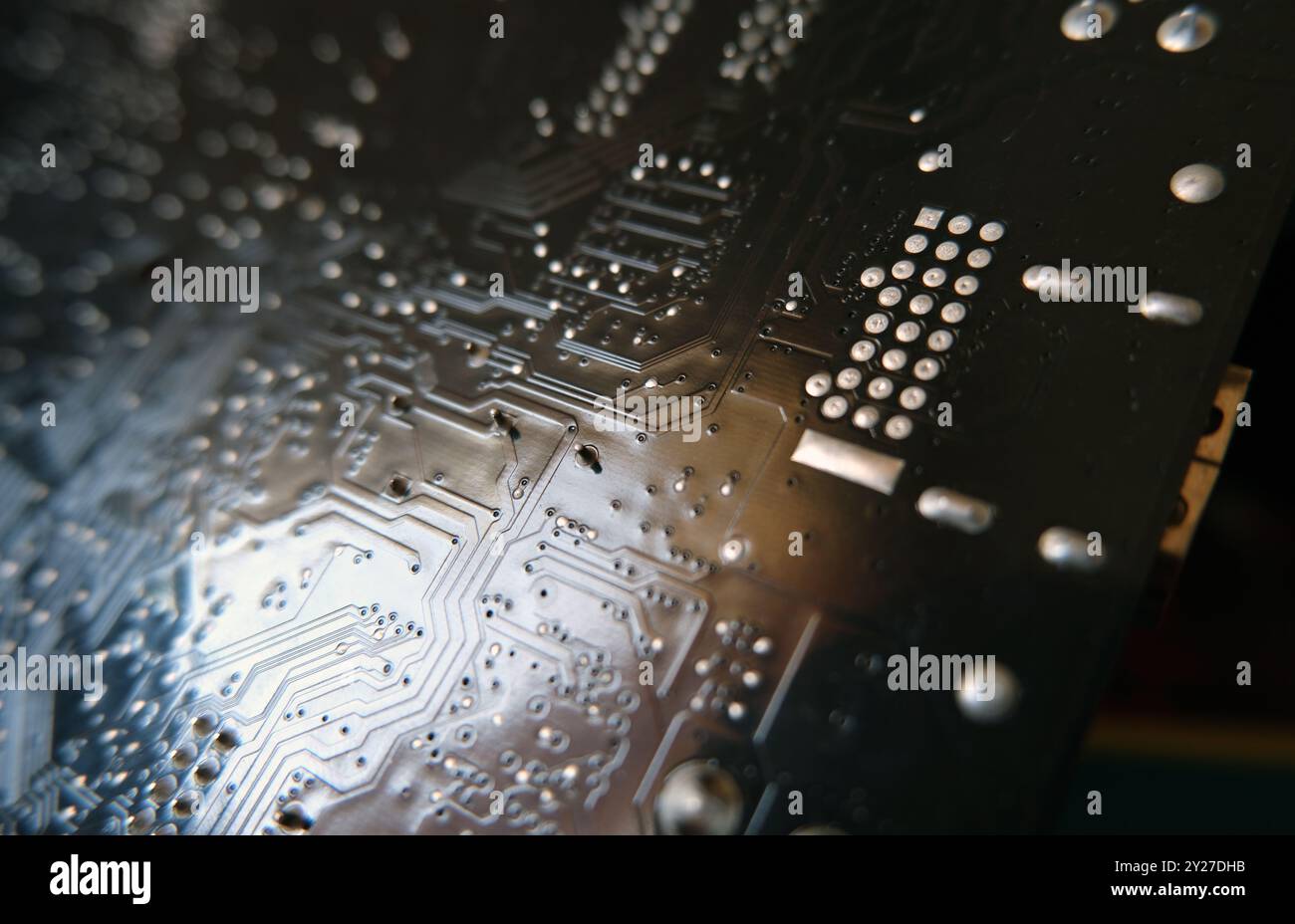 Advanced electronic circuit board with high-tech patterns with flashes ...