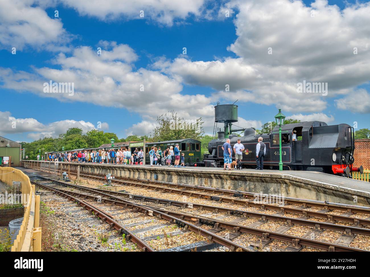 LMS Class 2MT 2-6-2T No. 41313 steam engine, Isle of Wight Steam ...