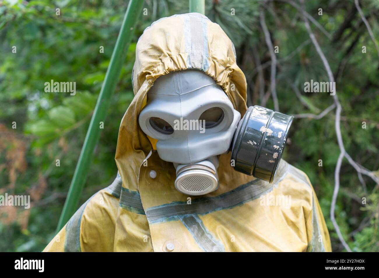 Old gas mask from the Cold War era Stock Photo - Alamy