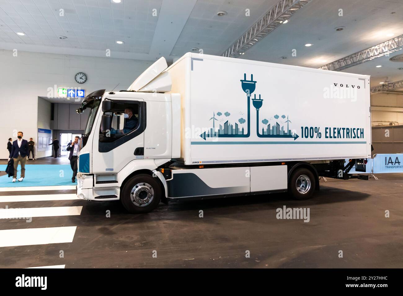 New volvo vehicles hi-res stock photography and images - Alamy