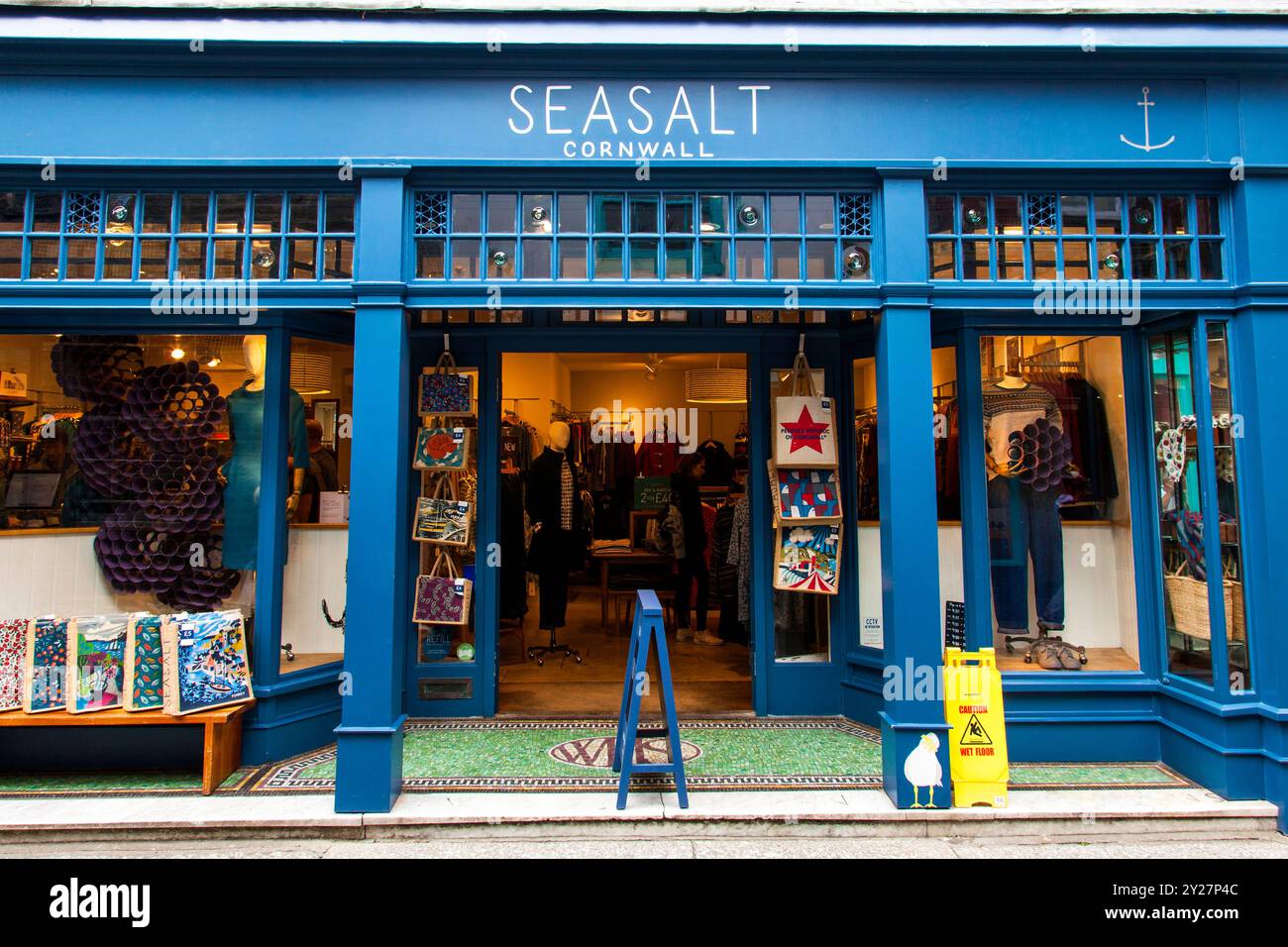 A Seasalt store in Fowey, Cornwall, England, U.K Stock Photo - Alamy