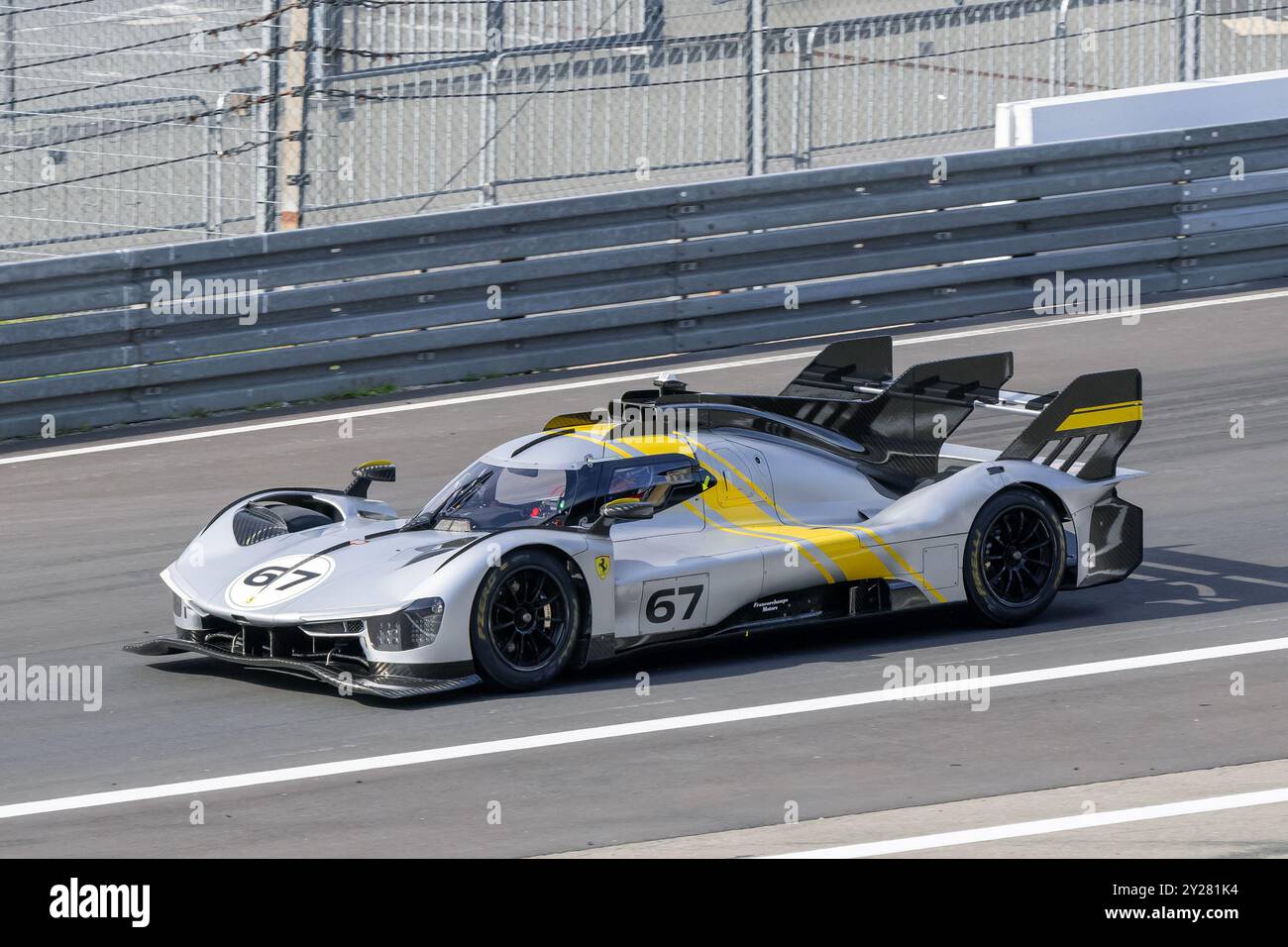 Auto modificata hi-res stock photography and images - Alamy