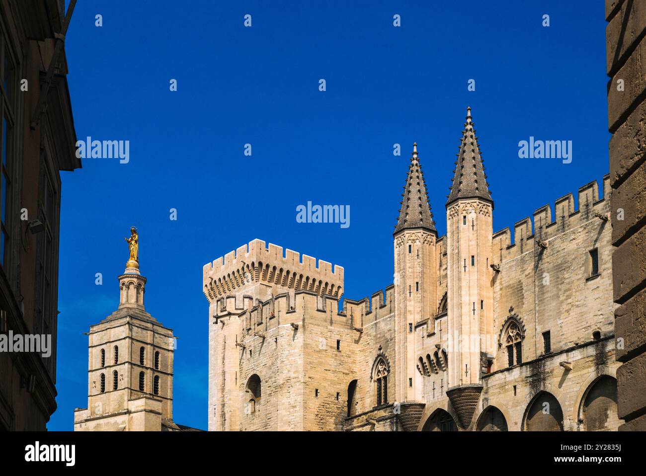 Palace of the Popes (Avignon/France Stock Photo - Alamy