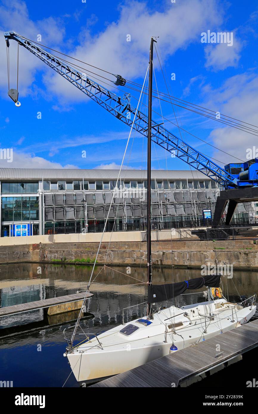 Graving Yard number 3 - old dry dock - and old derrick / crane, Cardiff ...