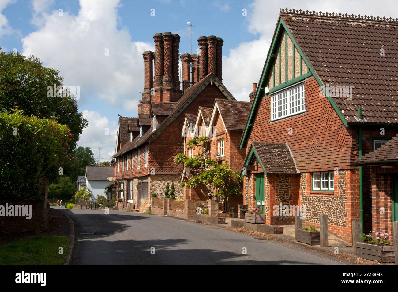 Surrey england architecture hi-res stock photography and images - Alamy