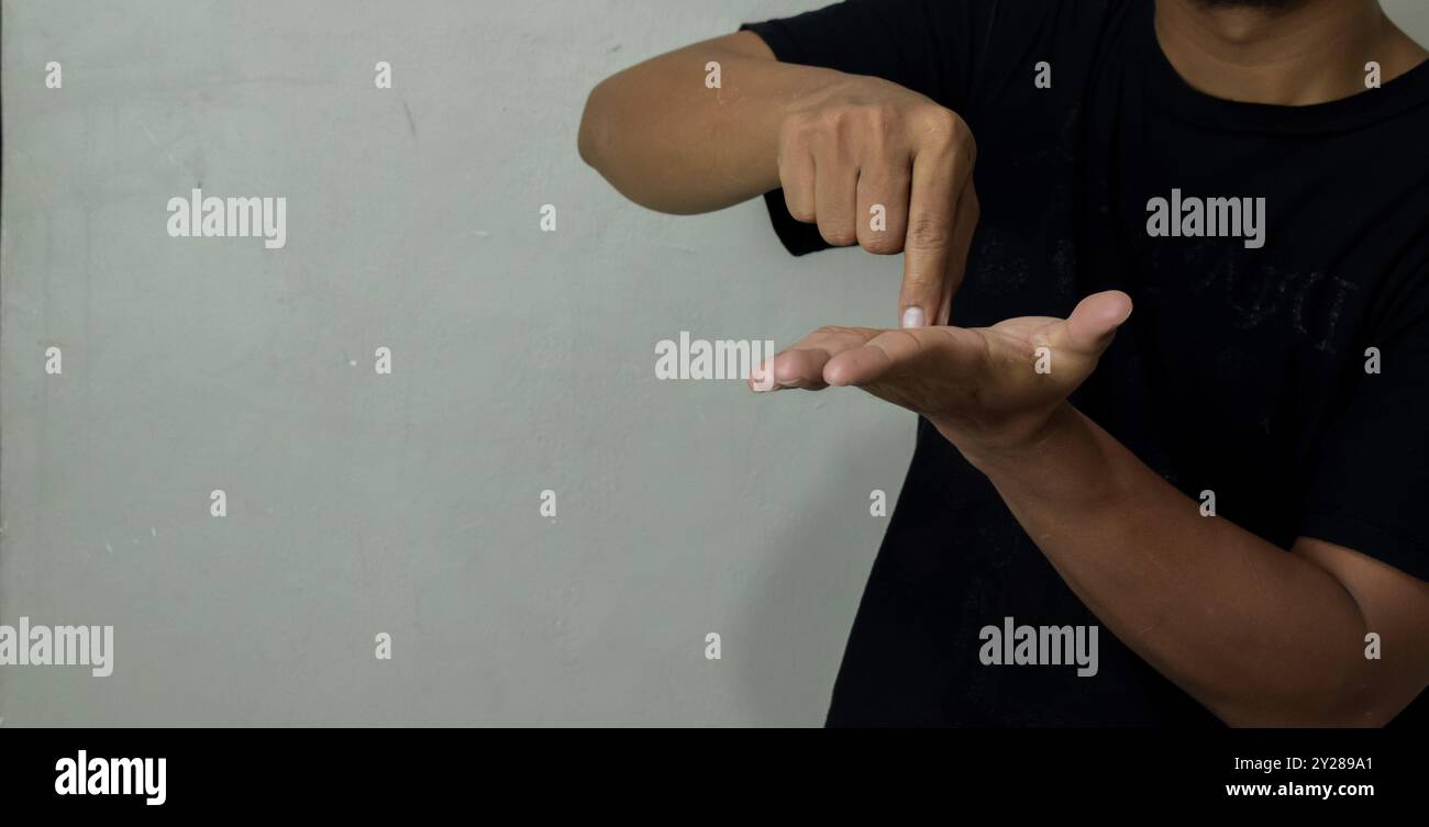 Learning deaf people language hi-res stock photography and images - Alamy