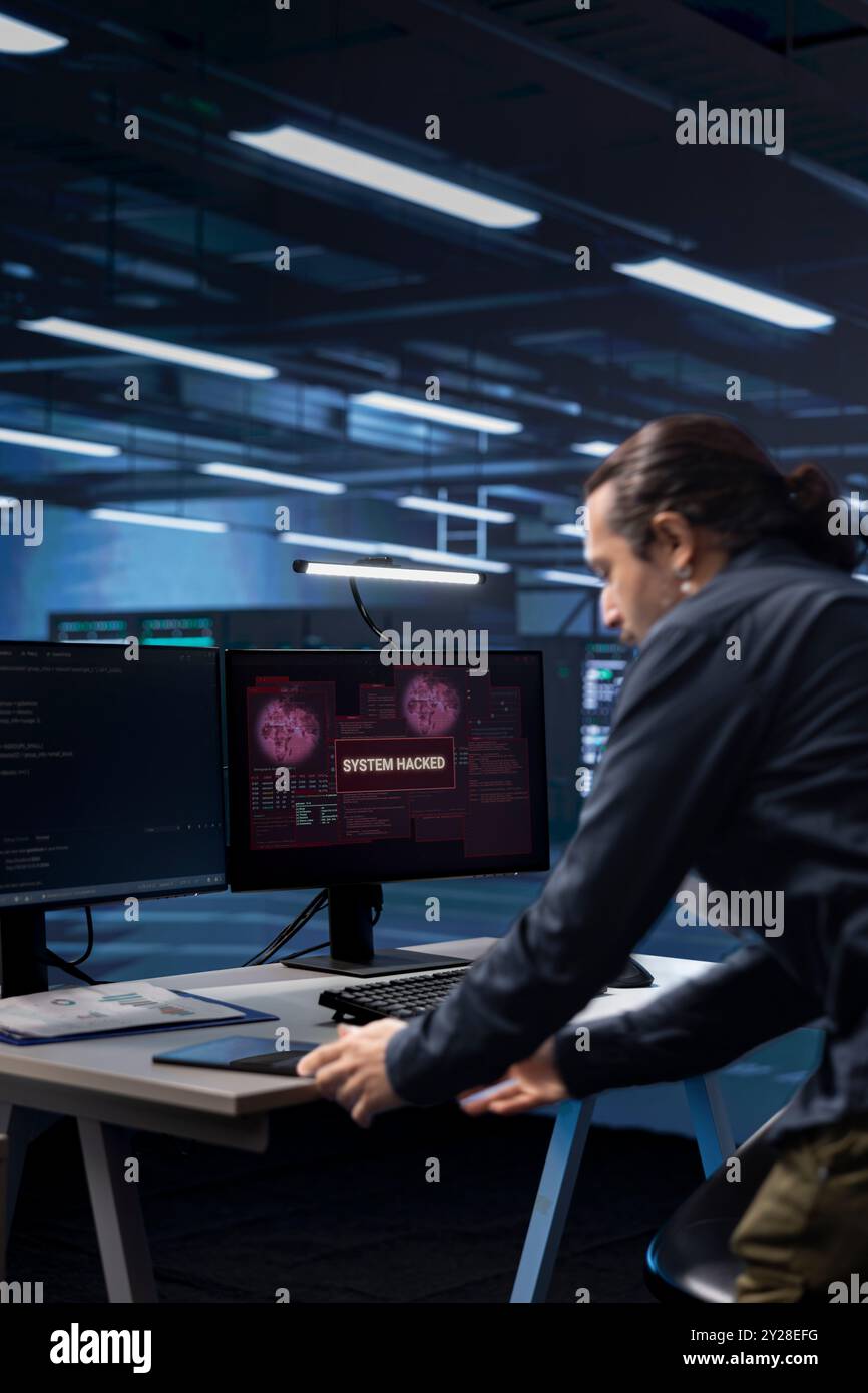 Panicked system administrator in data hi-res stock photography and images - Alamy