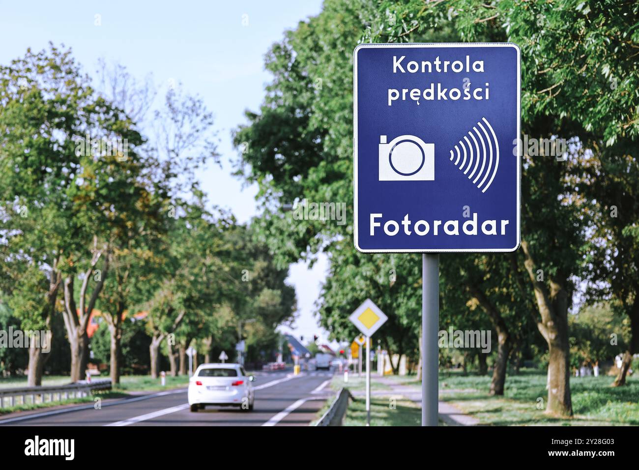 Polish road sign reading "Fotoradar", meaning "speed control - a speed ...