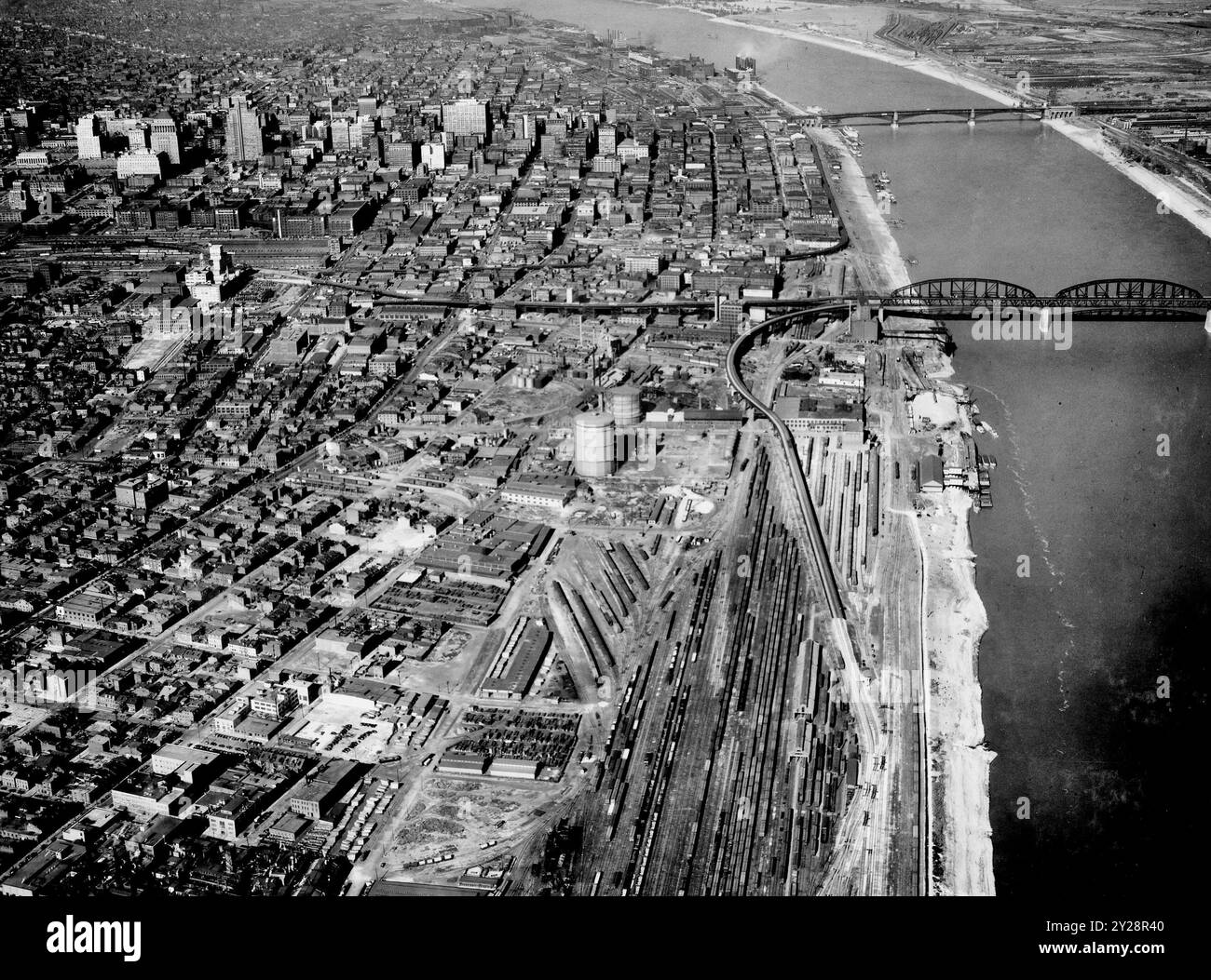 Aerial view of St Louis, Missouri, circa 1945 Stock Photo - Alamy