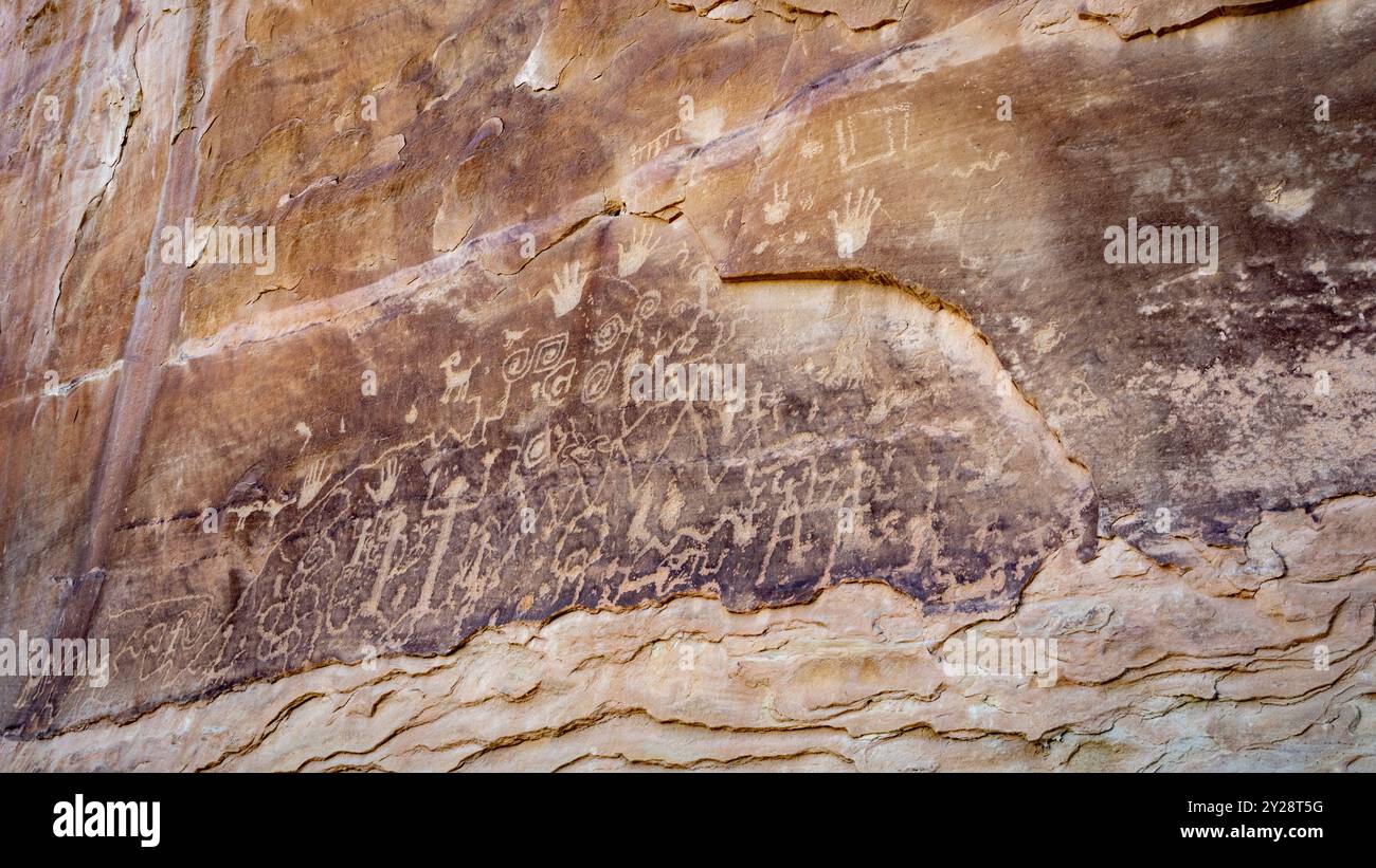 Indigenous pictographs hi-res stock photography and images - Alamy