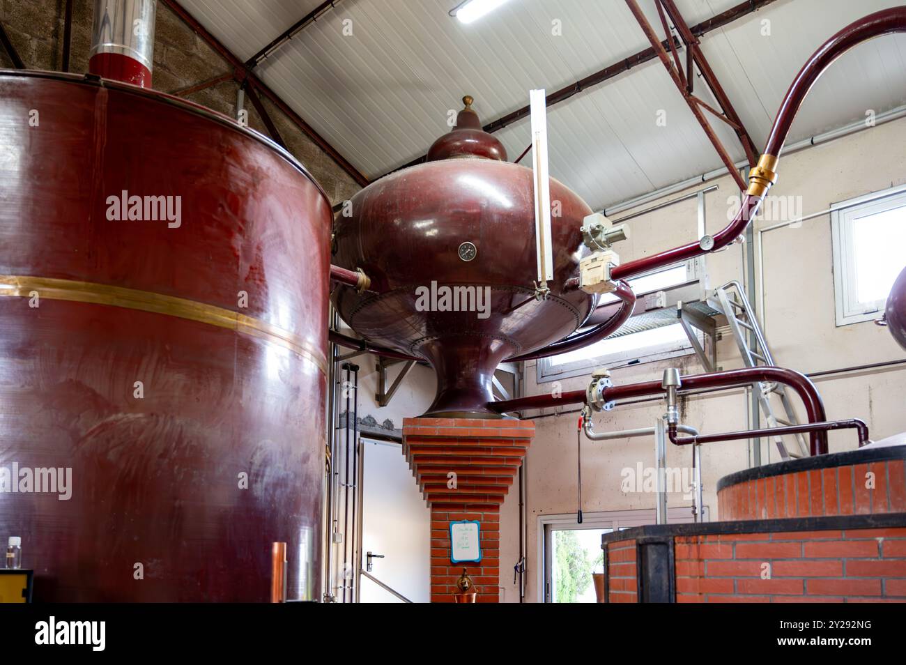 Two stage distillation hi-res stock photography and images - Alamy
