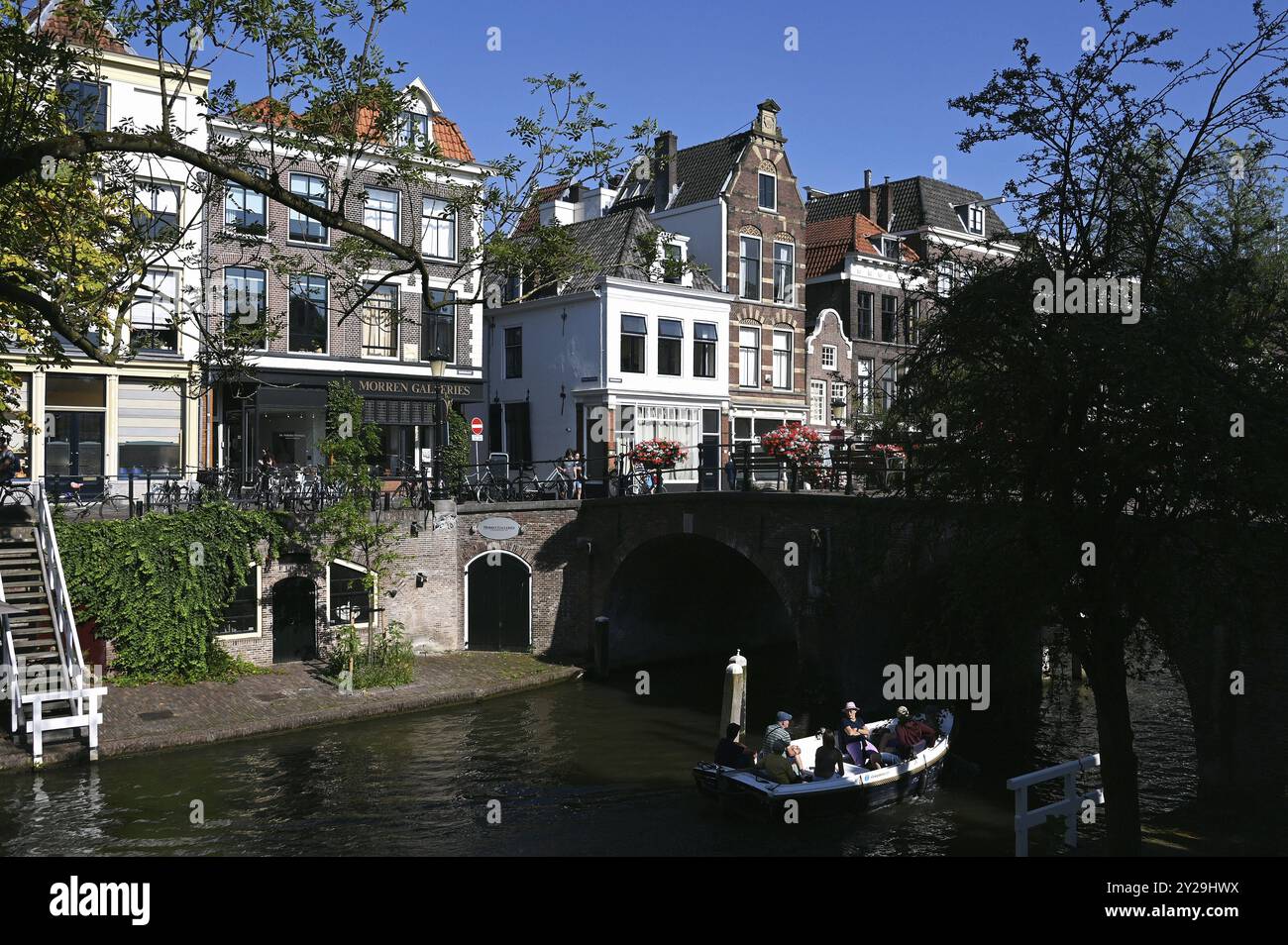 Boats on the Oudegracht canal, Utrecht, Netherlands Stock Photo - Alamy