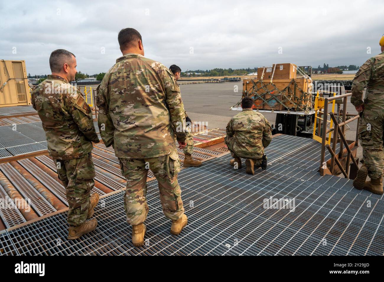 446th Airlift Wing leadership, Col. Joseph Vanoni and Chief Master Sgt ...