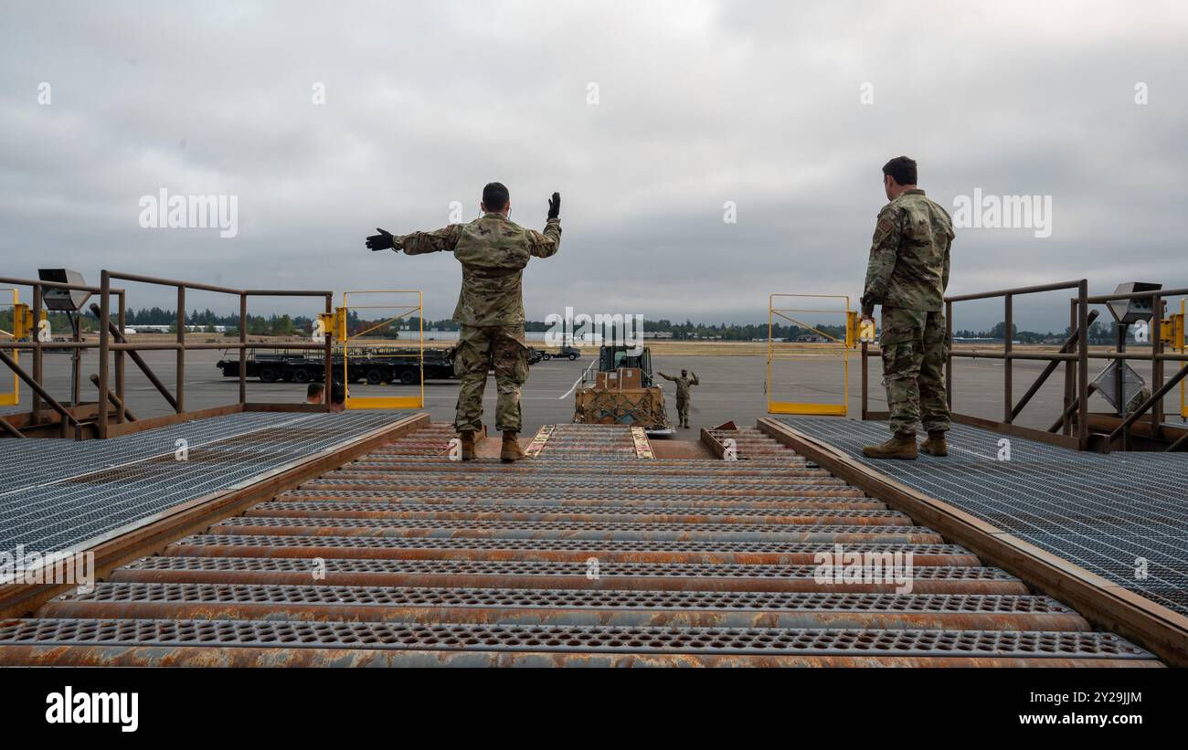 86th aerial port squadron hi-res stock photography and images - Alamy