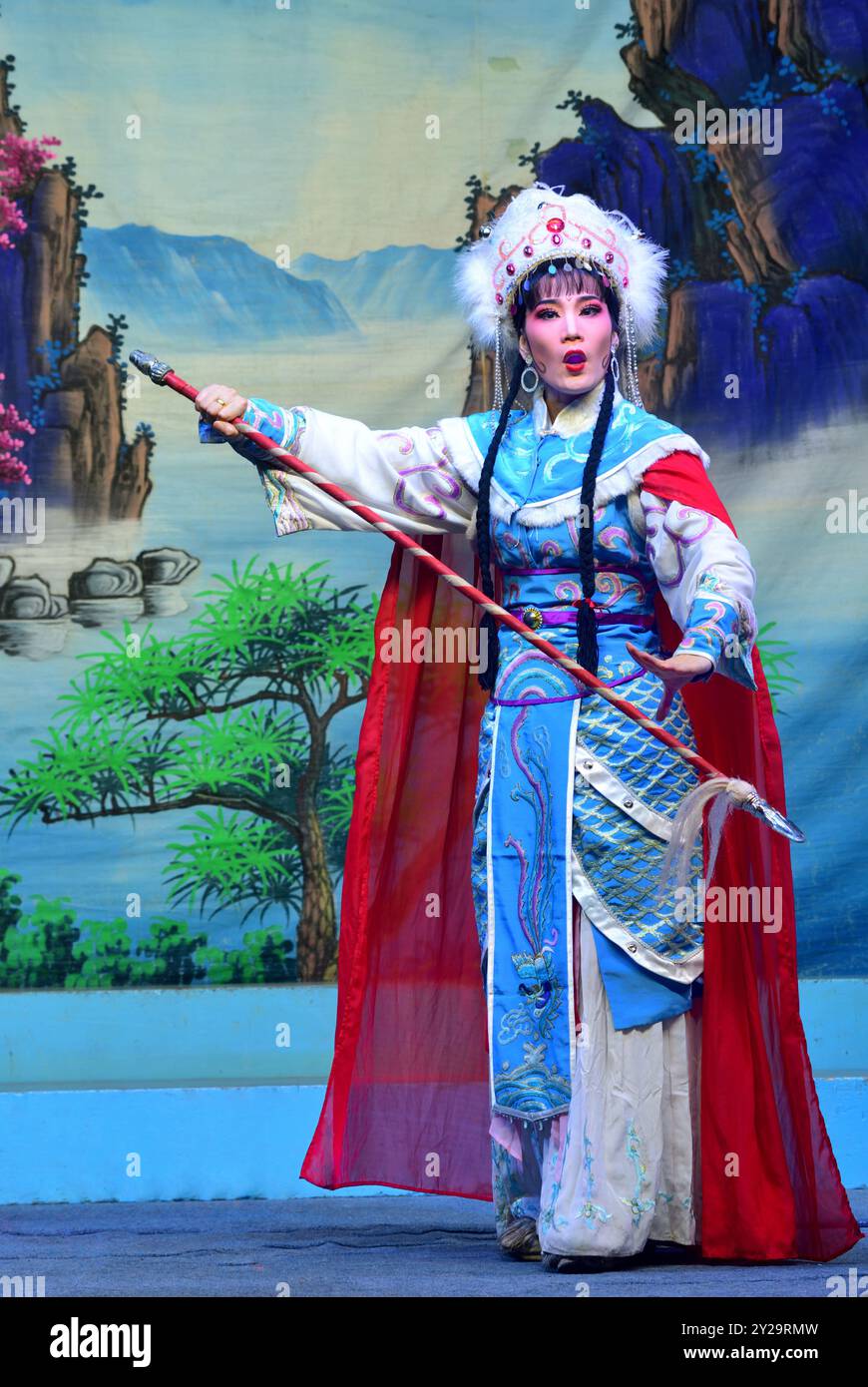Traditional headdress and shawl hi-res stock photography and images - Alamy