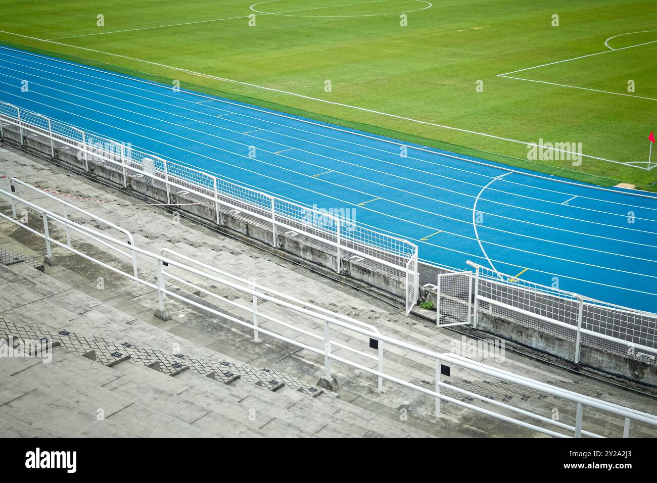 Stadium seats running track hi-res stock photography and images - Alamy