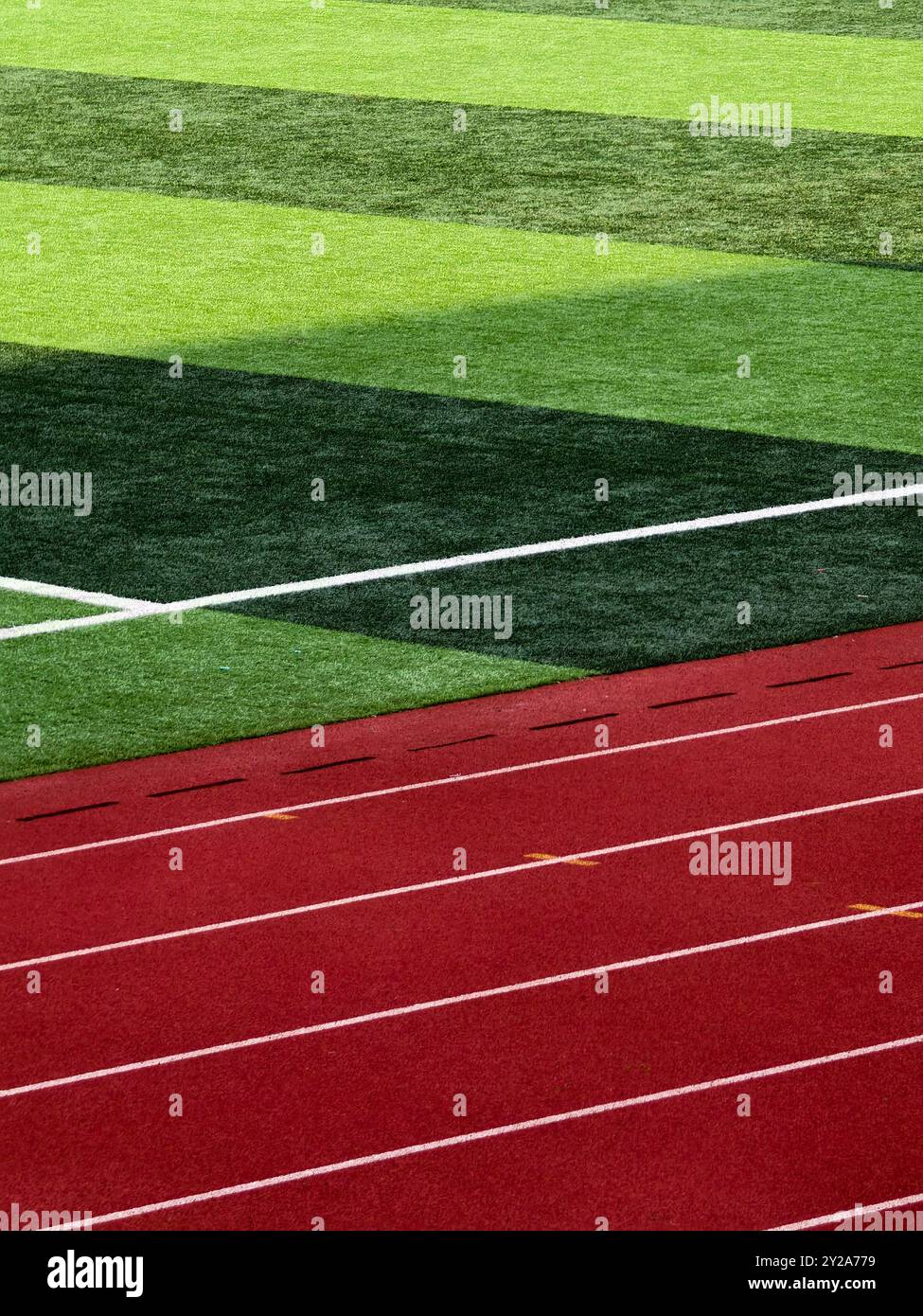 running track in stadium Stock Photo - Alamy