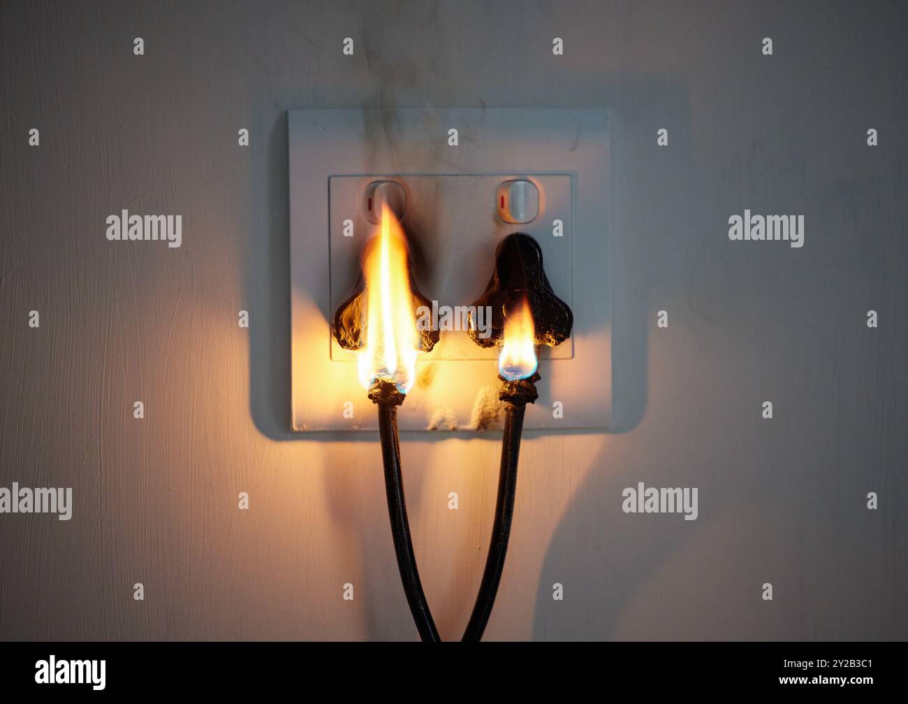 Socket fire hi-res stock photography and images - Alamy