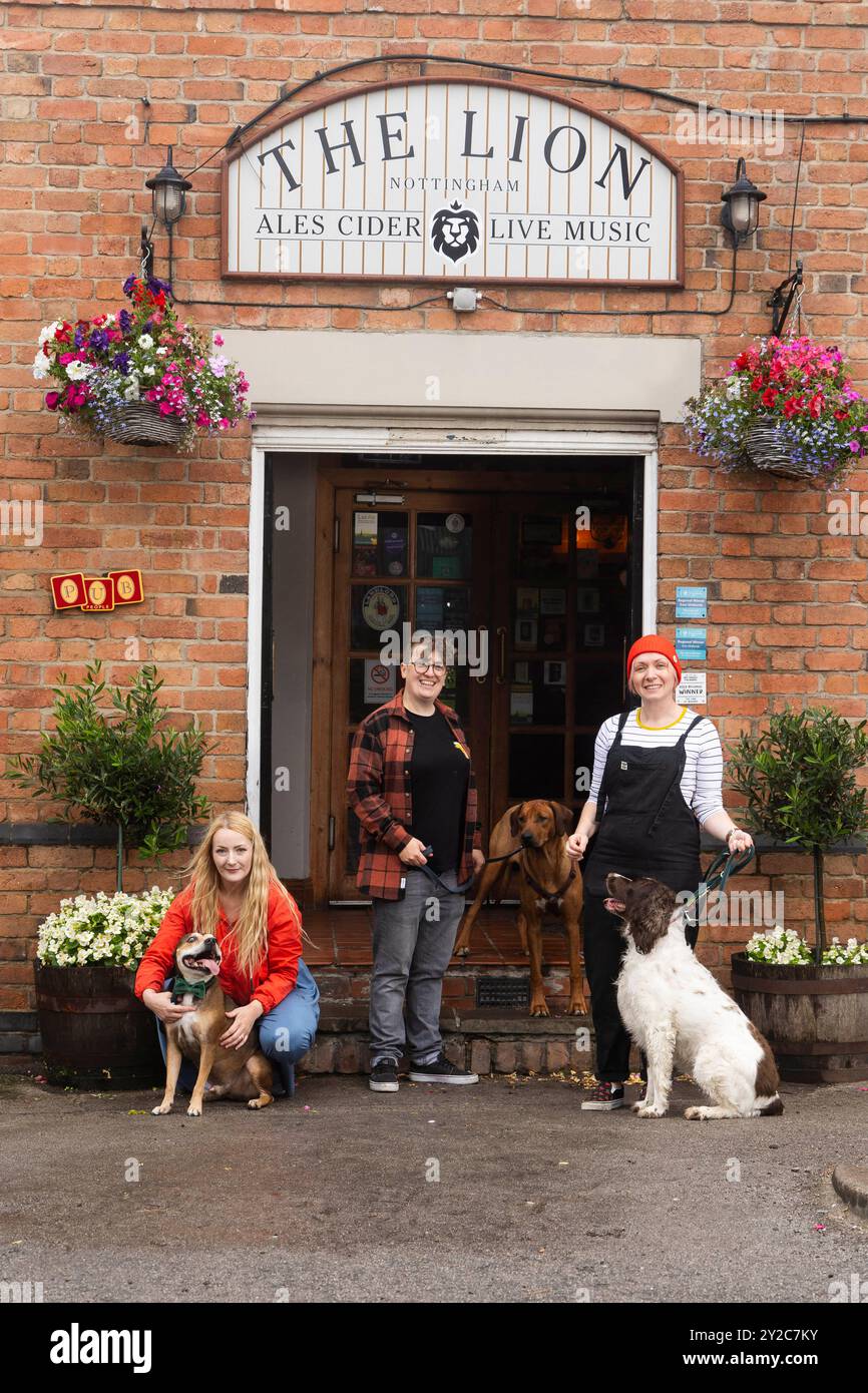 EDITORIAL USE ONLY (Left to right) Tavern tester Meg Bowden with her ...